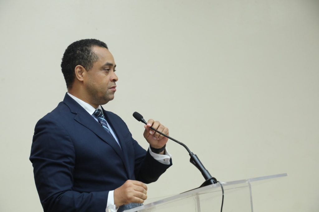 La UASD presenta nuevo reglamento de Validación de estudios y títulos